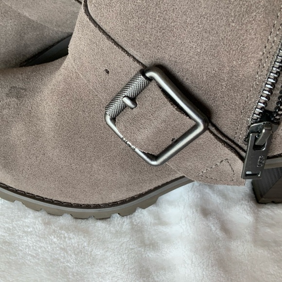 UGG | Shoes | Ugg Fern Waterproof Leather Bootie | Poshmark